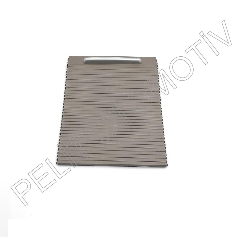 Passat B6 Orta Konsol Bardaklık Sürgülü Kapak 3C0857503 Lekeli Süt ...